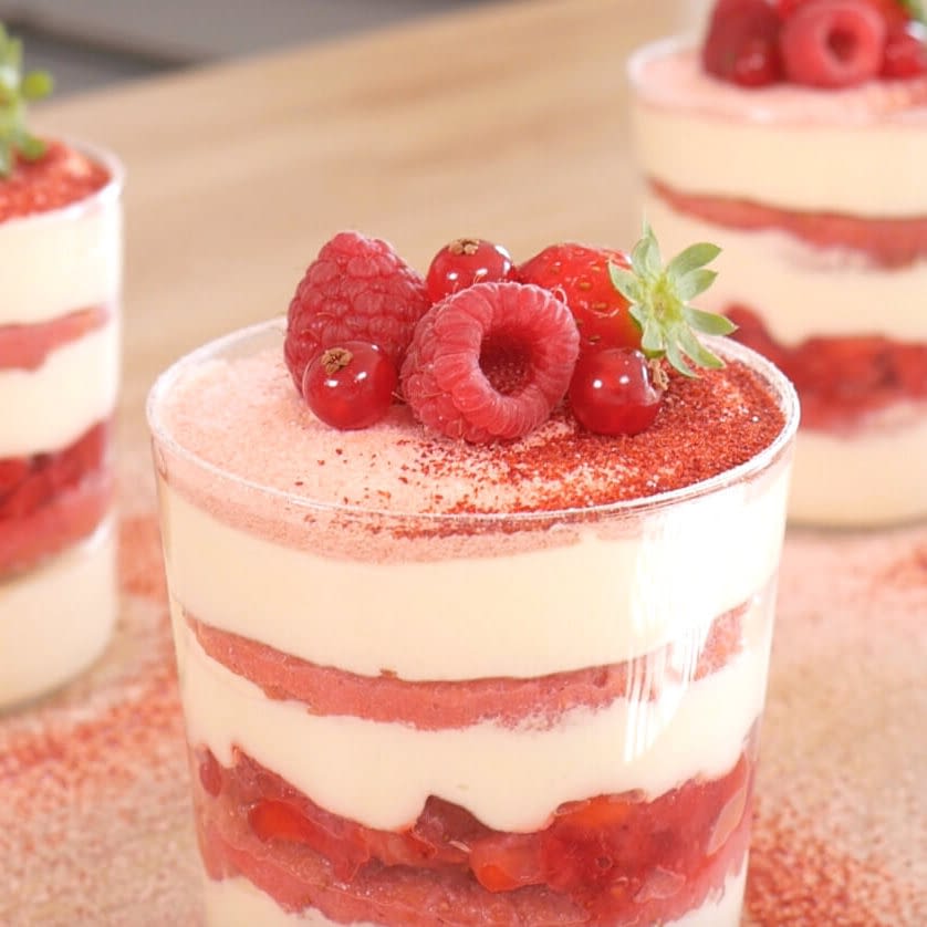 Tiramisu aux fruits rouges - Le fournil des Ateliers - Arles